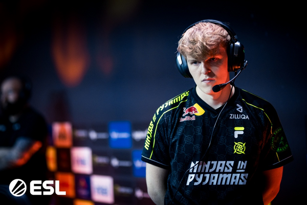 NaToSaphiX (Niels-christian Sillassen) CS 2