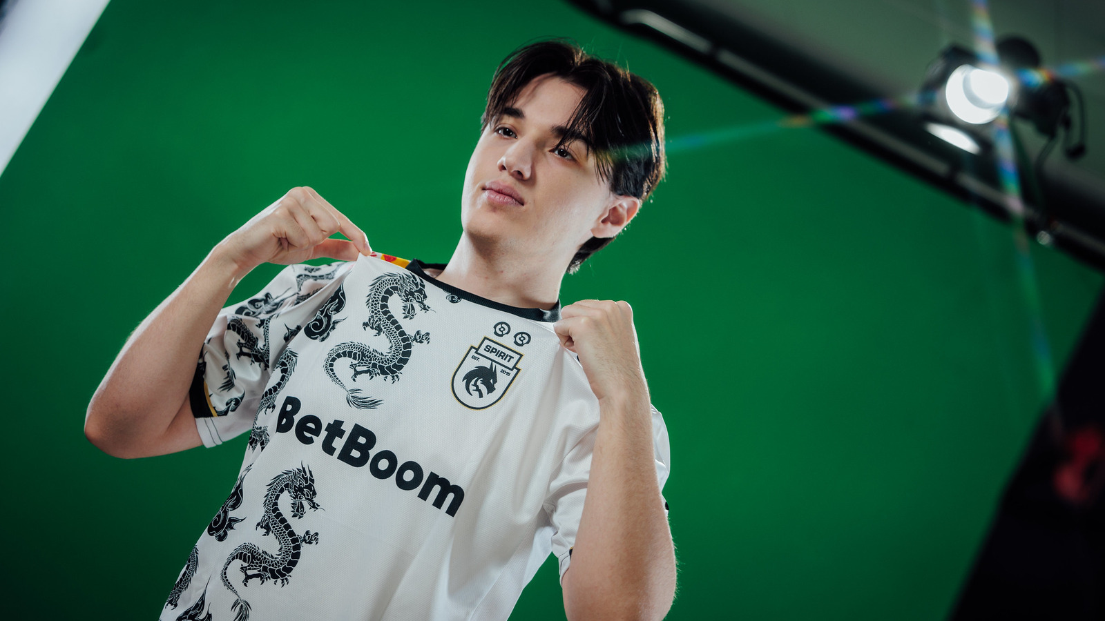 Collapse прилетел в Белград, где базируется Team Spirit. Новости Dota 2