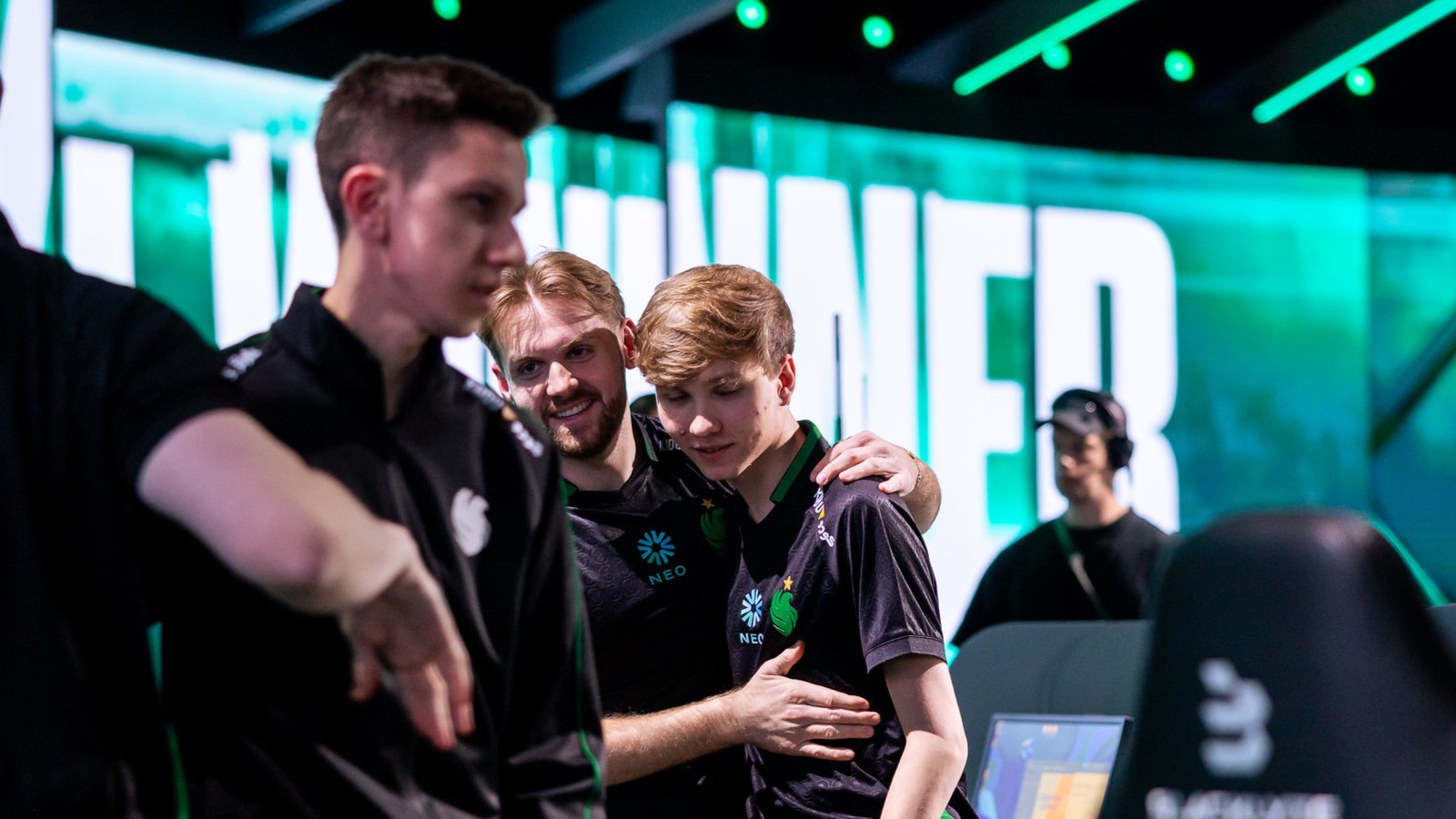 Falcons отказались от инвайта на первый турнир для kyousuke в составе ...