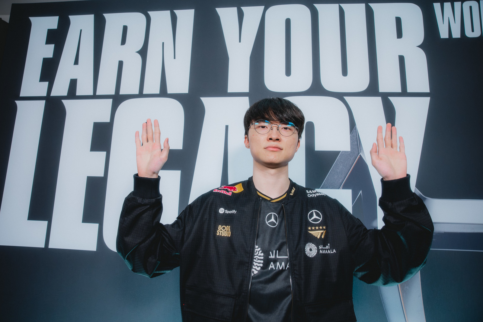 Faker wins sixth title at Worlds 2025, breaking his own record. LoL News